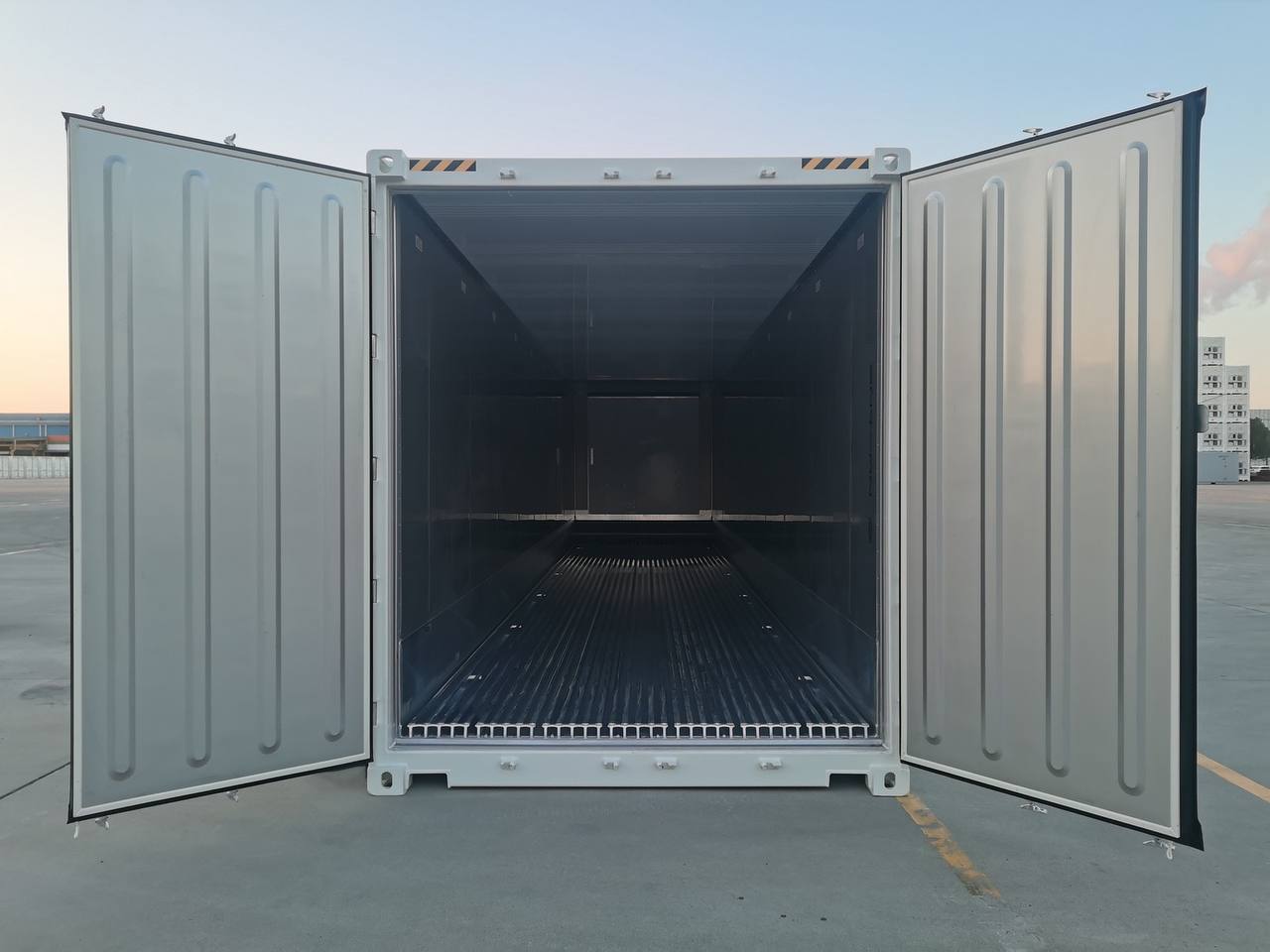 Container 40 HC RF - DEKA CONTAINER